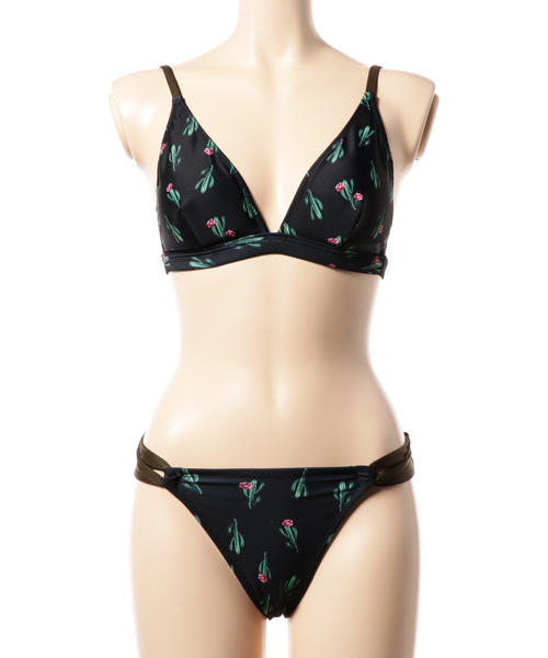 Defilious（デフィリアス）の「Defilious | サボテン柄 三角ビキニ水着【9Mサイズ】（水着）」 - WEAR