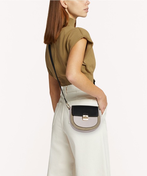 FURLA（フルラ）の「FURLA CLUB 2 MINI CROSSBODY（ショルダーバッグ）」 - WEAR