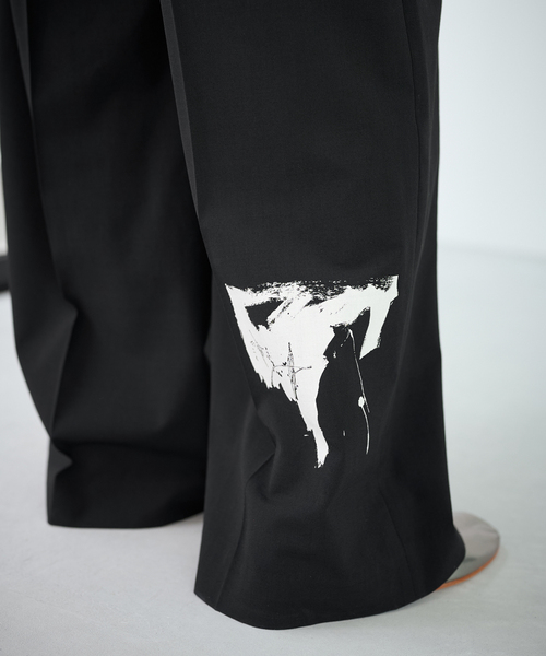 FRAMeWORK（フレームワーク）の「LEVI PATA×FRAMeWORK タックワイドパンツ（スラックス）」 - WEAR