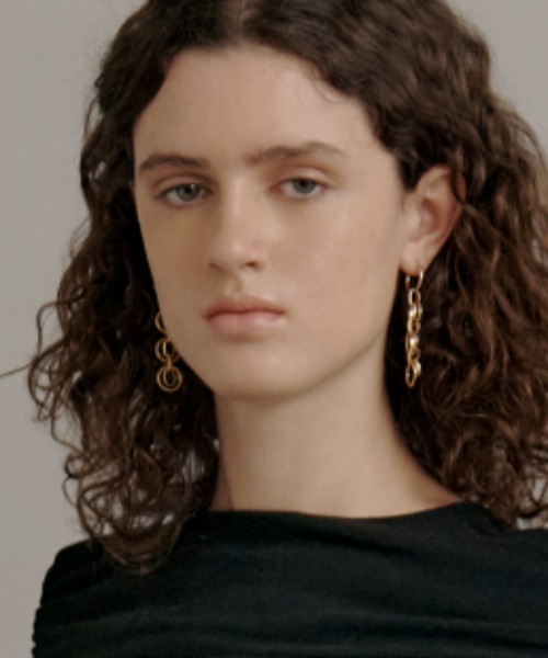 kiehtova（キエトヴァ）の「【kiehtova】OVAL CHAIN PIERCE/オーバルチェーンピアス（ピアス（両耳用））」 - WEAR