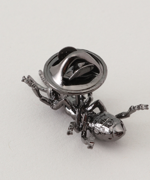 Charles Chaton（シャルルシャトン）の「ant brooch｜pillings（その他小物）」 - WEAR