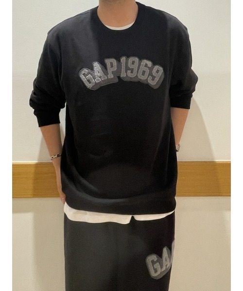 GAP（ギャップ）の「GAP1969アーチロゴ スウェット・トレーナー(ユニセックス)（スウェット）」 - WEAR