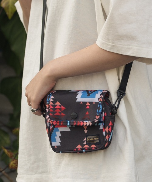 PENDLETON（ペンドルトン）の「∴【 PENDLETON / ペンドルトン 】フラップミニショルダーバッグ FLAP MINI SHOULDERBAG（ショルダーバッグ）」 - WEAR