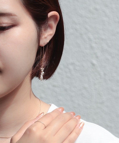 NOIR DE POUPEE（ノワールドプーペ）の「K14GF しゃらしゃら淡水パール アメリカンピアス（ピアス（両耳用））」 - WEAR