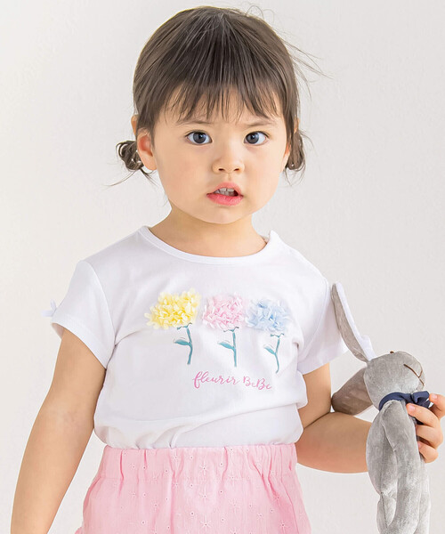 【セール】シフォンフラワーモチーフTシャツ(80~90cm)（Tシャツ/カットソー）｜BeBe（ベベ）のファッション通販 - ZOZOTOWN