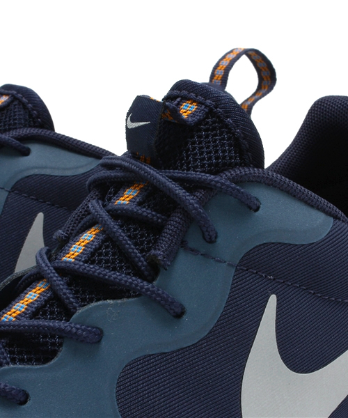 NIKE（ナイキ）の「店舗限定 ナイキ ローシラン ハイパーフューズ NIKE ROSHERUN HYP 636220-400（スニーカー）」 - WEAR