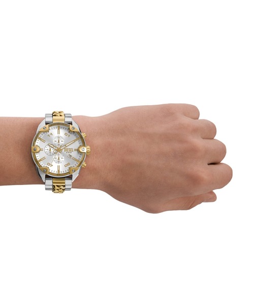 DIESEL（ディーゼル）の「SPIKED DZ4629（アナログ腕時計）」 - WEAR