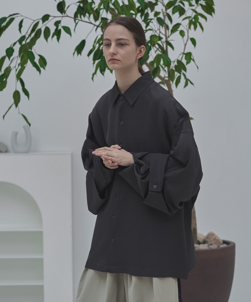 shiki tokyo（シキトウキョウ）の「Oversized Toromi Double Sleeve Shirt / オーバーサイズトロミ ...