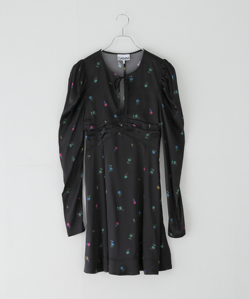 Oriens JOURNAL STANDARD（オリエンス ジャーナルスタンダード）の「【GANNI】Printed Satin Long ...