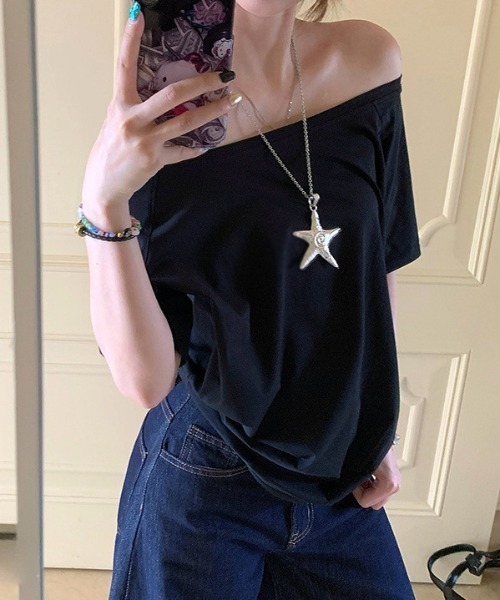 Teem Store（チームストア）の「シンプル無地オフショルT（Tシャツ/カットソー）」 - WEAR