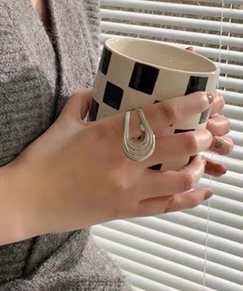 Vipoa（ヴィポア）の「Silver oval open ring（リング）」 - WEAR