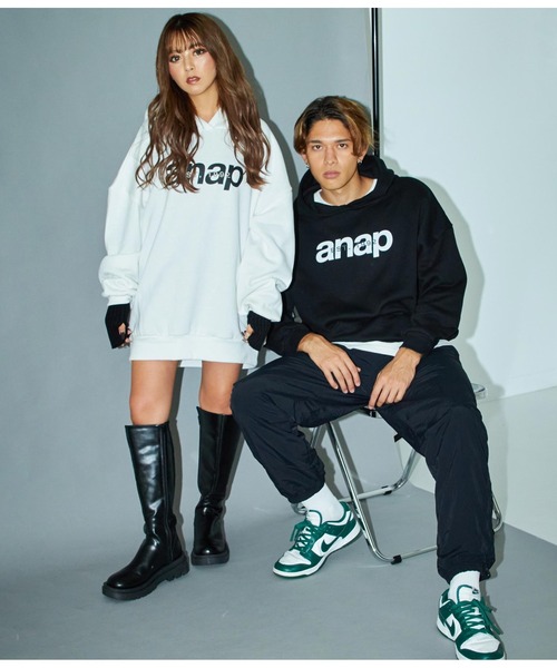 ANAP（アナップ）の「【UNISEX対応】裏起毛anapロゴフーディートップス（パーカー）」 - WEAR