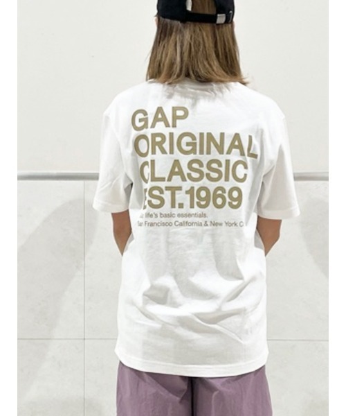 GAP（ギャップ）の「GAP 1969 ロゴ グラフィックTシャツ(ユニセックス)（Tシャツ/カットソー）」 - WEAR