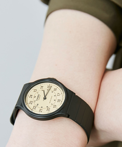 CASIO（カシオ）の「CASIO 腕時計ラウンド MQ-24-1B2 MQ-24-7B2 MQ-24-9B（腕時計）」 - WEAR