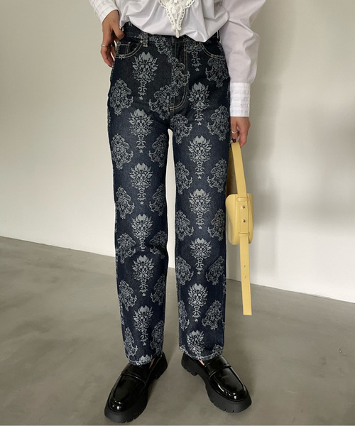 AMERI（アメリ）の「DAMASK JACQUARD STRAIGHT DENIM（デニムパンツ）」 - WEAR