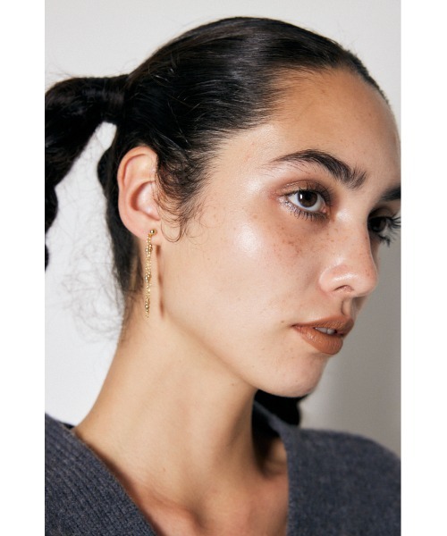 MOUSSY（マウジー）の「TINY DOT CHAIN EARRINGS（ピアス（両耳用））」 - WEAR