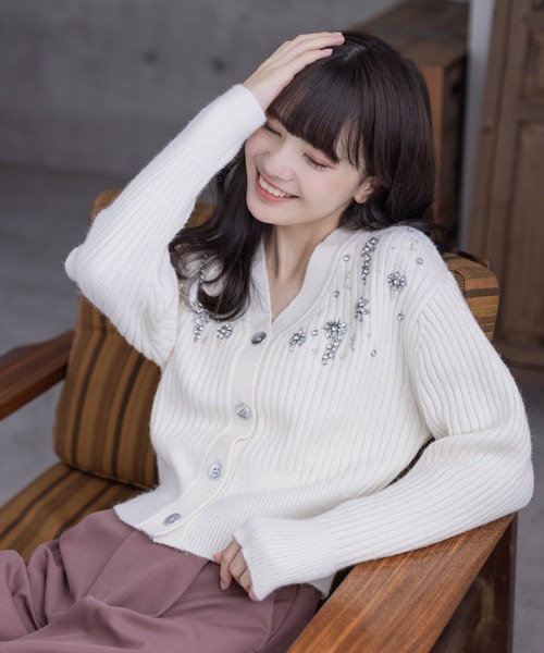 clear（クリア）の「ビジュー刺繍リブニットカーディガン≪2023AW新作≫（カーディガン/ボレロ）」 - WEAR