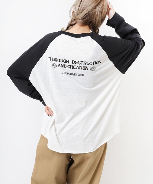 RNA（アールエヌエー）の「M2412 FOUR EYED WOLFロンT（Tシャツ/カットソー）」 - WEAR