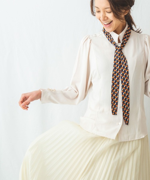 NARACAMICIE（ナラカミーチェ）の「トゥッカーノ柄タイ付長袖シャツ