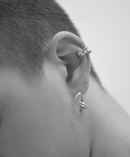 【novice】Pleat Ear Cuff（イヤーカフ）｜tone（トーン）のファッション通販 - ZOZOTOWN