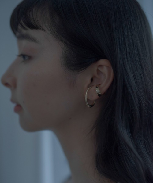 tone（トーン）の「【novice】Pleat Ear Cuff（イヤーカフ）」 - WEAR