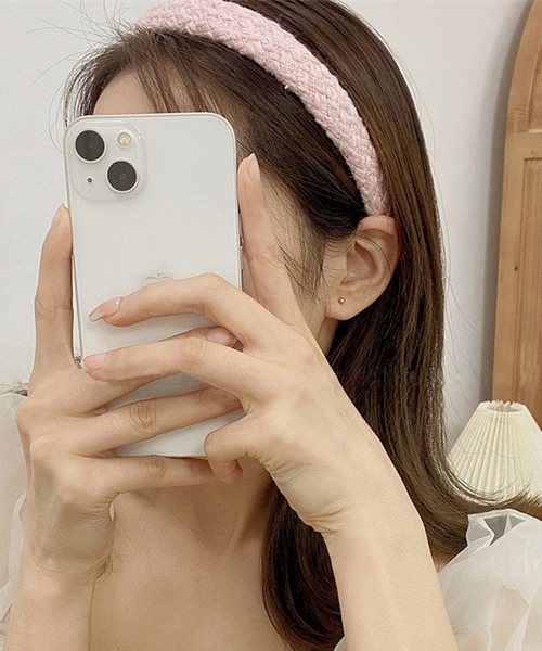 Appel Toi（アペルトワ）の「カチューシャ ツイード ヘアアクセ メンバーカラー メンカラ 推し色 推しカラー（カチューシャ）」 - WEAR