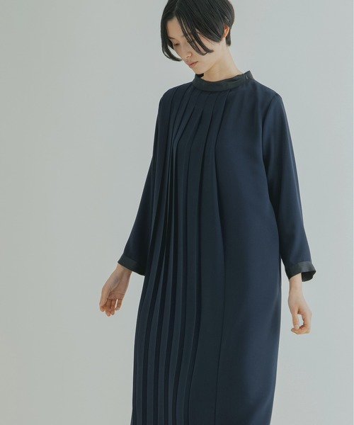 WHYTO.（ホワイト）の「「WHYTO / ホワイト」アシンメトリープリーツワンピース（ワンピース）」 - WEAR