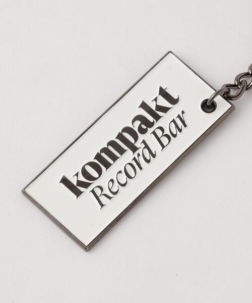 Kompakt Record Bar（コンパクトレコードバー）の「＜Kompakt Record bar＞ロゴ キーチャーム（キーホルダー）」 - WEAR