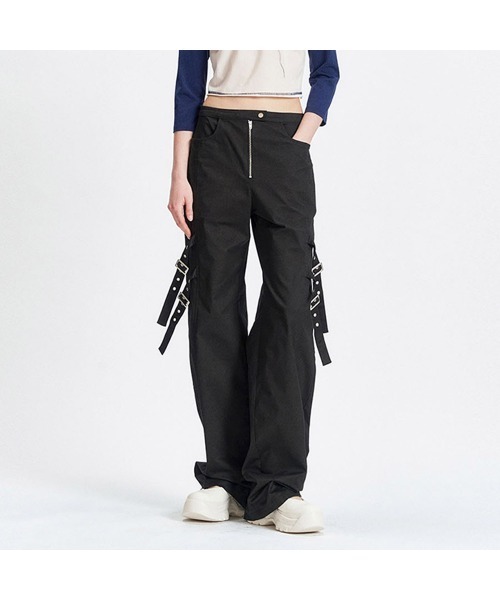 BELTED BOOTSCUT PANTS（その他パンツ）｜TUOMIO（トゥオミオ）のファッション通販 - ZOZOTOWN