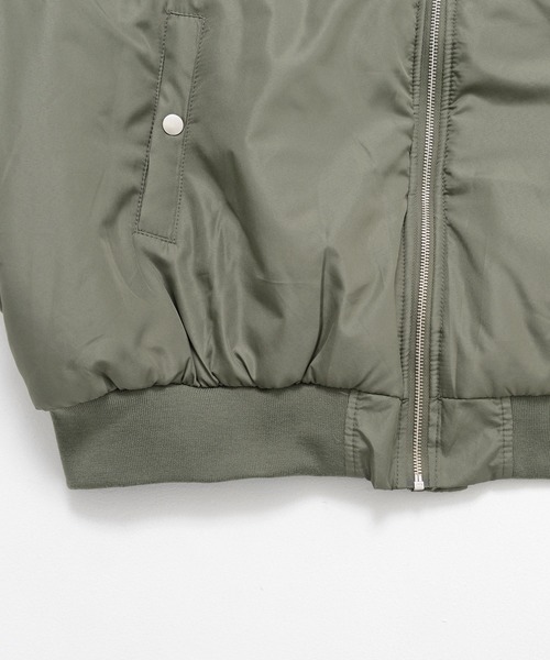 CavariA（キャバリア）の「『CavariA/キャバリア』中綿入りビッグMA-1ジャケット ボンバージャケット（MA-1）」 - WEAR