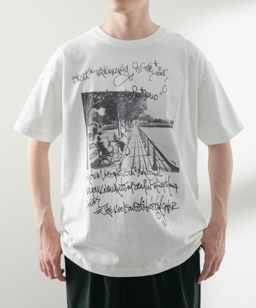 ITEMS URBANRESEARCH（アイテムズ アーバンリサーチ）の「RICKY POWELL Photo Tshirts（Tシャツ ...