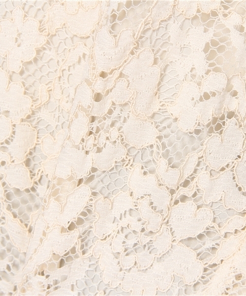 Tiara（ティアラ）の「【MISS8月号掲載】【BAILA 7月号掲載】レース半袖ブラウス（Tシャツ/カットソー）」 - WEAR