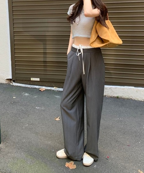LYEON（リヨン）の「ウエストレイヤードデザインスラックス/ストライプタックパンツ/ダブルウエストパンツ（スラックス）」 - WEAR