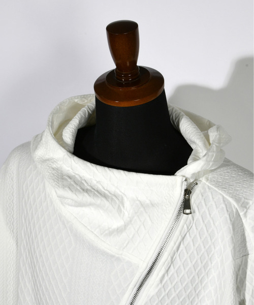 FVLMEN（フルメン）の「【FVLMEN】cable knitting pattern emboss gimmick zip parka ...