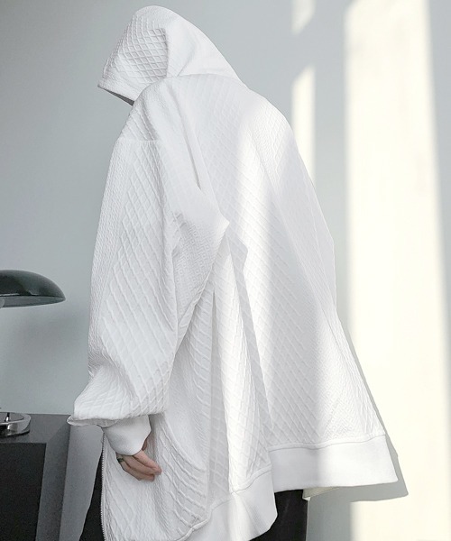 FVLMEN（フルメン）の「【FVLMEN】cable knitting pattern emboss gimmick zip parka ...