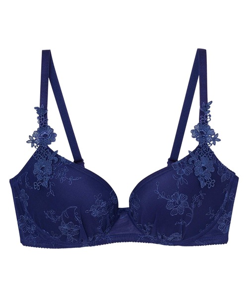 AMPHI（アンフィ）の「BRAGENIC/エンブロイダリーレース×アップリケ ノンワイヤーモールドブラジャー D-Ecup（ブラジャー）」 - WEAR