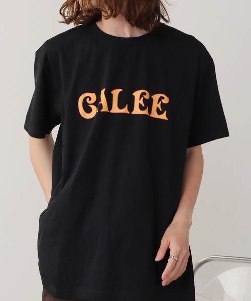 CALEE（キャリー）の「CALEE/キャリー STRETCH S.V.D.S.H LOGO TEE Tシャツ（Tシャツ/カットソー）」 - WEAR