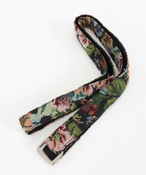 ANGENEHM（アンゲネーム）の「mko11422-Gobelin botanical tapestry reversible belt ...