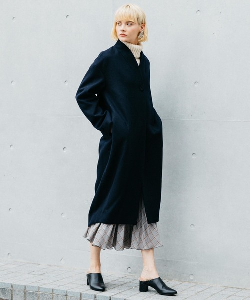 AMERI（アメリ）の「【AMERI VINTAGE】《STUDIOUS別注》シンプルノーカラーコート（チェスターコート）」 - WEAR