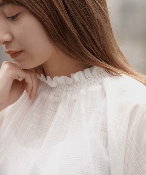 LUPILIEN（ルピリアン）の「シアーチェックジャガードシャーリングブラウス（シャツ/ブラウス）」 - WEAR
