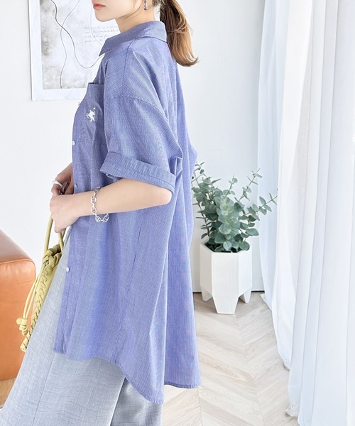 classicalelf（クラシカルエルフ）の「ラフに羽織るだけでサマになる。ダブルポケット胸刺繍シャツ（シャツ/ブラウス）」 - WEAR