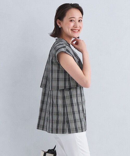 green label relaxing（グリーンレーベルリラクシング）の「ドビー ストライプ ケープ ノースリーブ シャツ -マシン ...