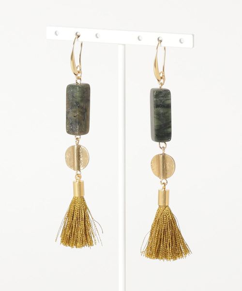 Ray BEAMS（レイビームス）の「David Aubrey / グリーン バー タッセル ピアス（ピアス（両耳用））」 - WEAR