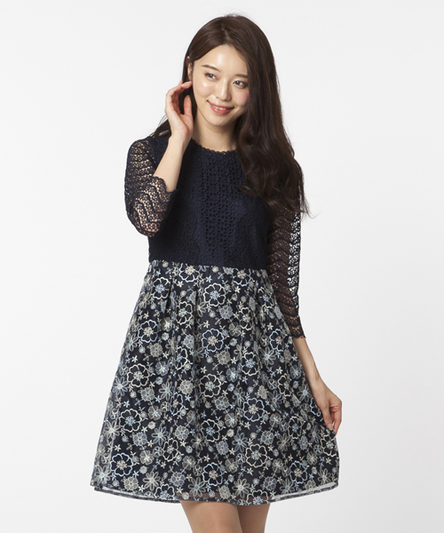 Rose Tiara（ローズティアラ）の「【Rose Tiara Jewel】レース切替フラワー刺繍オーガンジーワンピース（ドレス）」 - WEAR