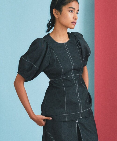 INella（イネラ）の「【INella(イネラ)】バックカットアウトブラウス/セットアップ対応（シャツ/ブラウス）」 - WEAR